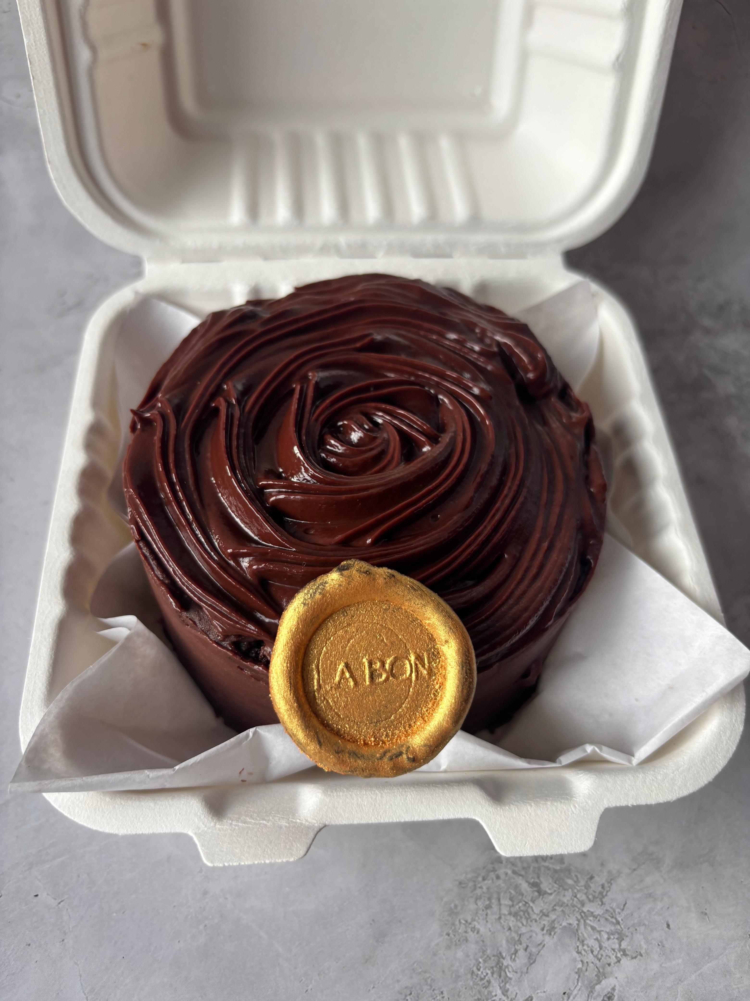 Classic Belgian Chocolate Cake – La Bon Patisserie